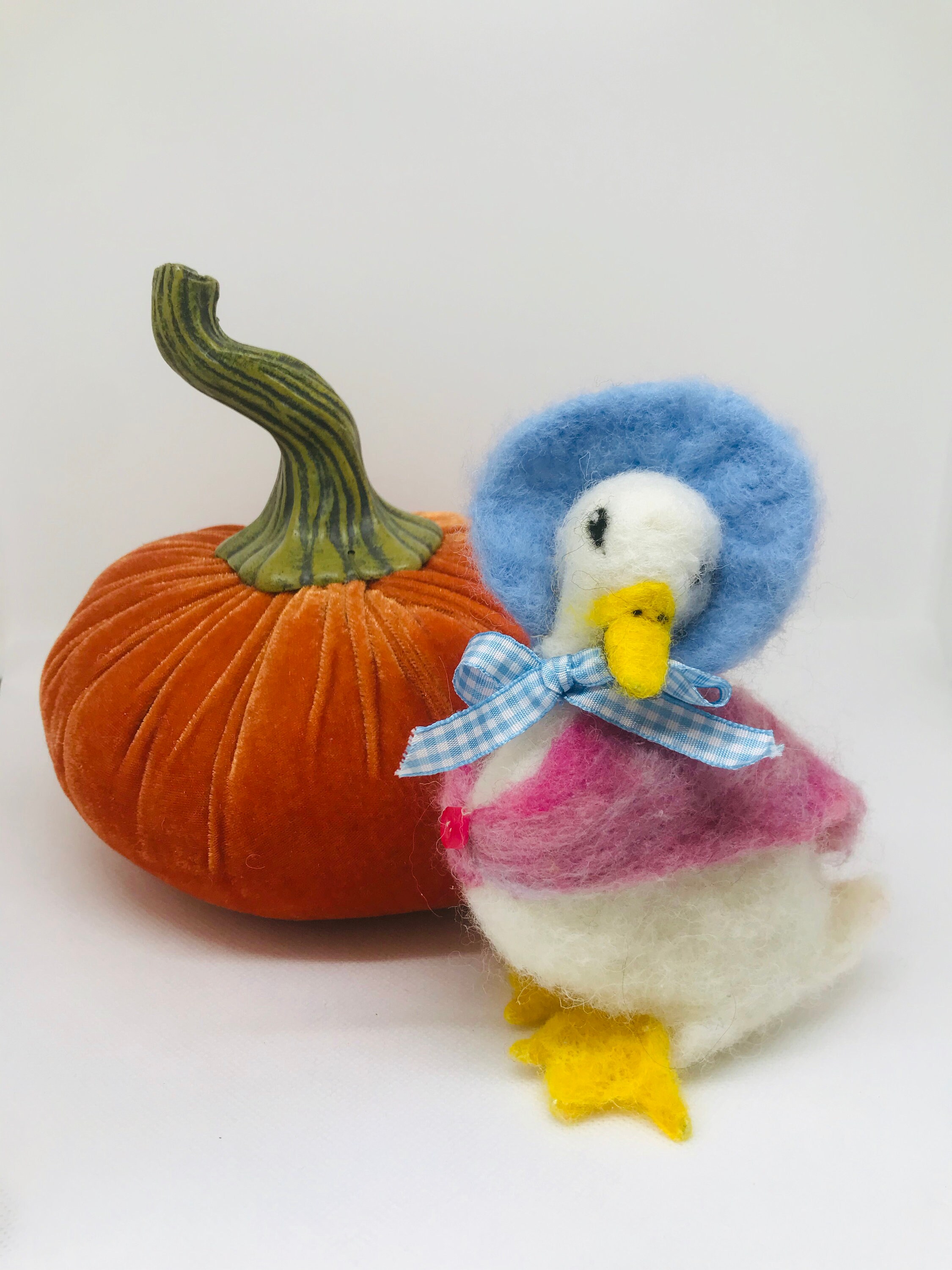 Duck/mrs Duck/duck Ornament/mrs Duck Ornament/duckling/needle | Etsy