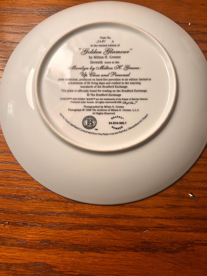 Marilyn Monroe Plate Movie "golden Glamour" Made by Bradford Exchange ...
