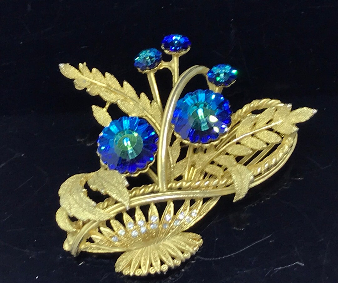 Signed Exquisite Brooch Vintage Blue Rivoli - Etsy