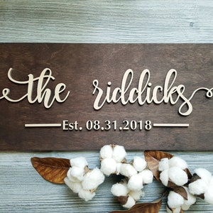 Last Name Sign Wood, Rustic Last Name Sign, Wedding Gift for Couple ...