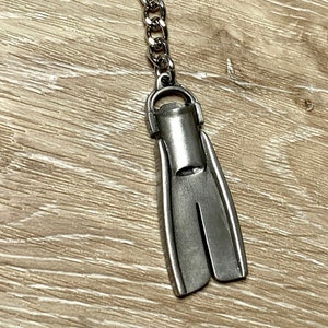 Dive Fin Key Chain | Diving Keychain for Men and Women | Scuba Key ...