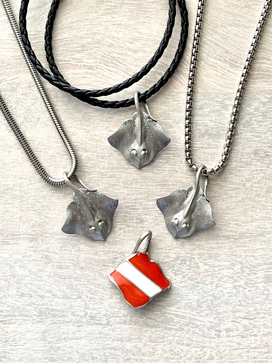 Pewter Stingray With Dive Flag on Reverse Side Pendant Necklace ...