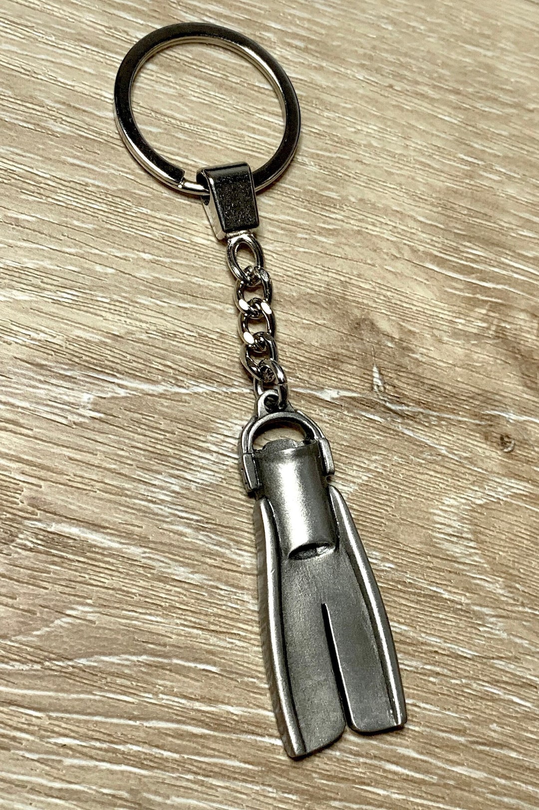 Dive Fin Key Chain | Diving Keychain for Men and Women | Scuba Key ...