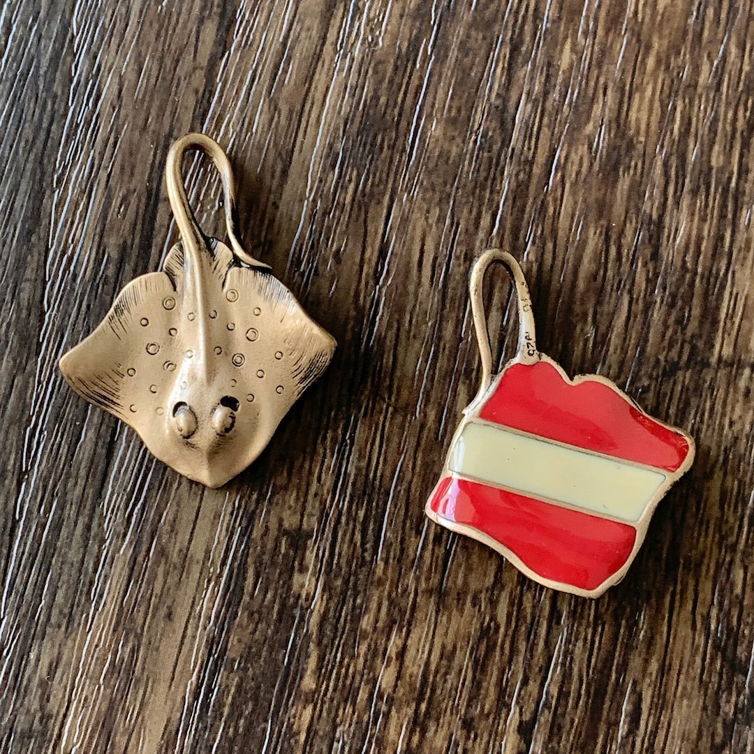 Stingray, Sting Ray Necklace, Dive Flag, Sting Ray Pendant, Ocean Charm ...