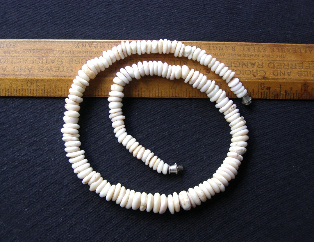 Vintage 1970s Hawaiian Puka Shell Choker Necklace Real Puka Shell ...
