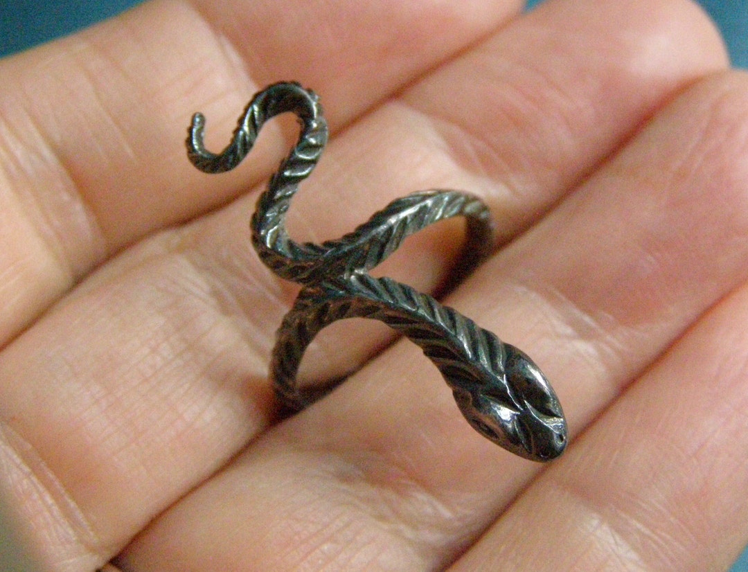 Vintage Old Pawn Sterling Snake Ring Carinated Sterling Coiled Snake ...