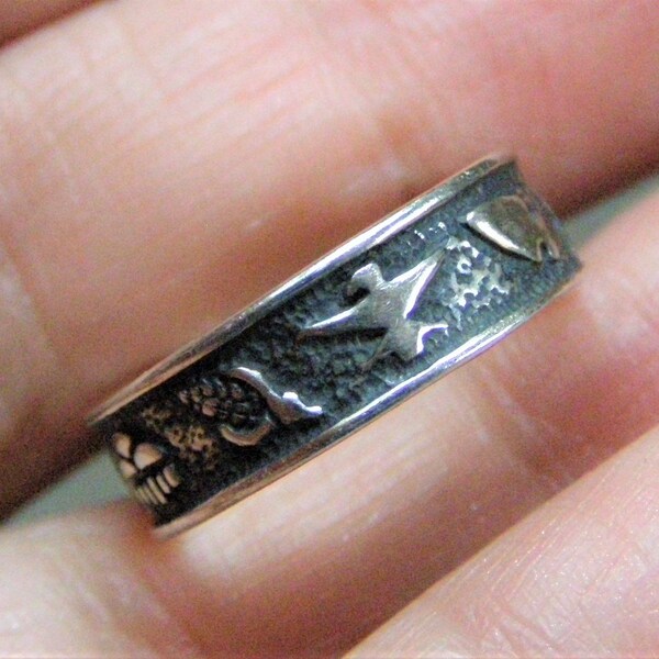 Storyteller Ring - Etsy