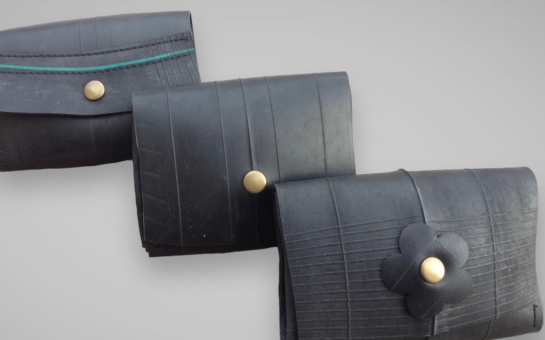 Black Expanding Purse, Rubber Purse, Vegan Purse, Recycled Purse ...