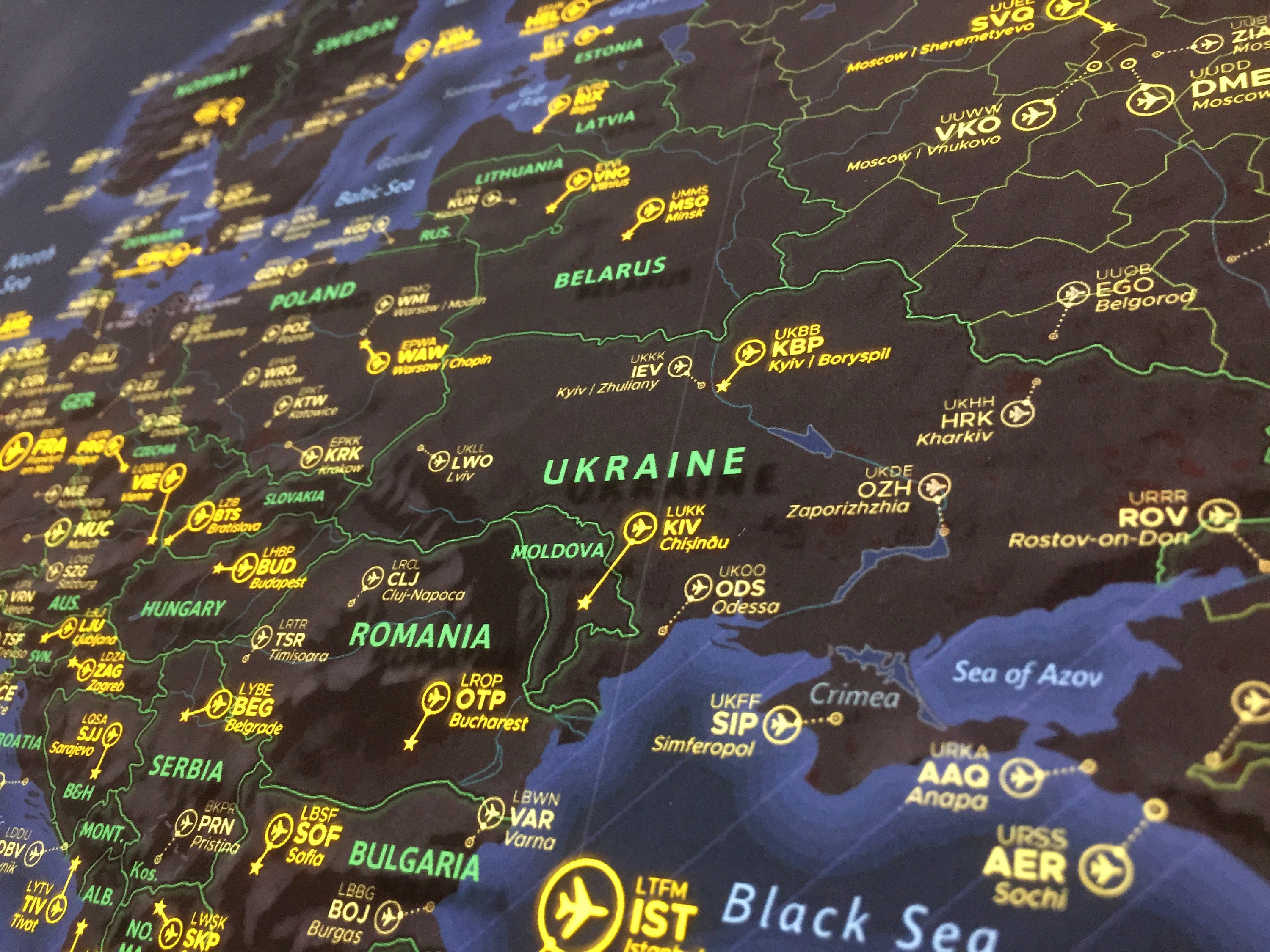 Europe Airport Map, a Unique and Customised Map With All Major Airports ...