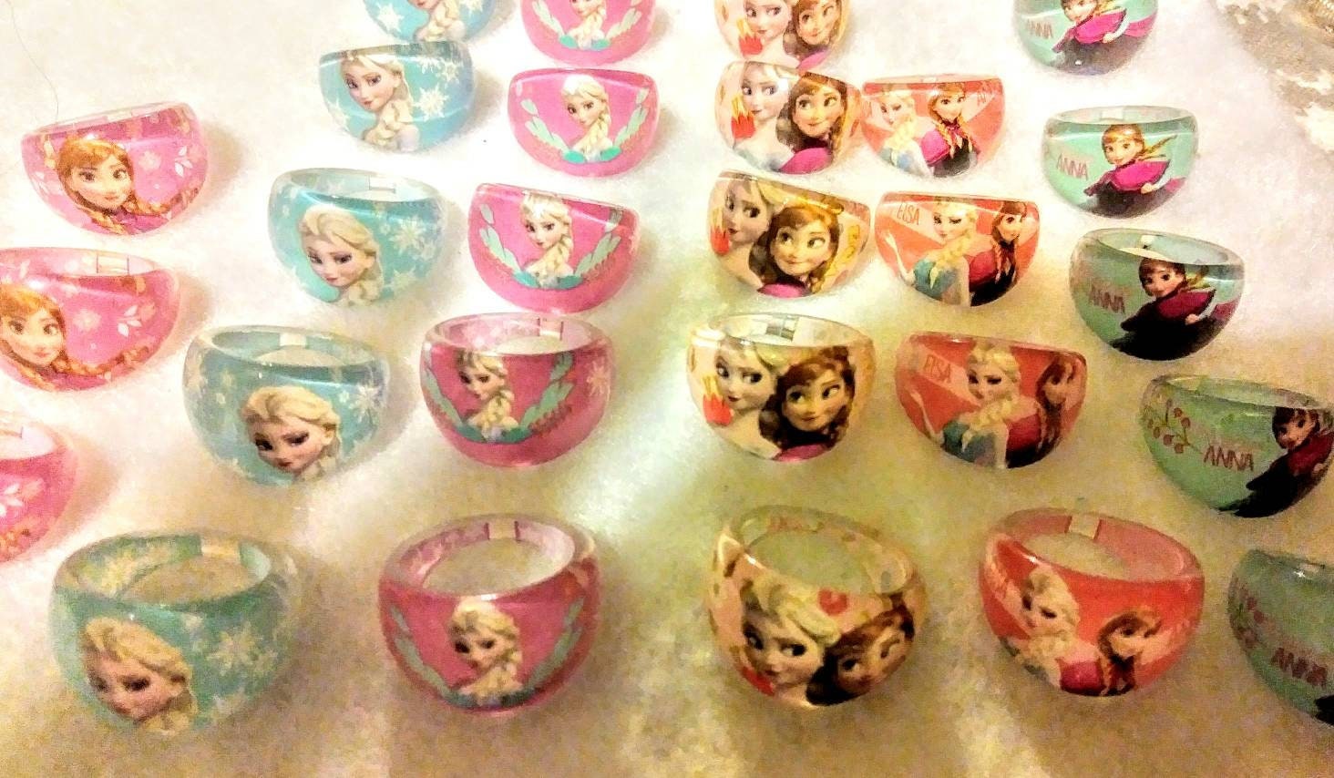 Disney's Frozen Rings Inside Bath Bombs Girls Birthday/girls Birthday ...