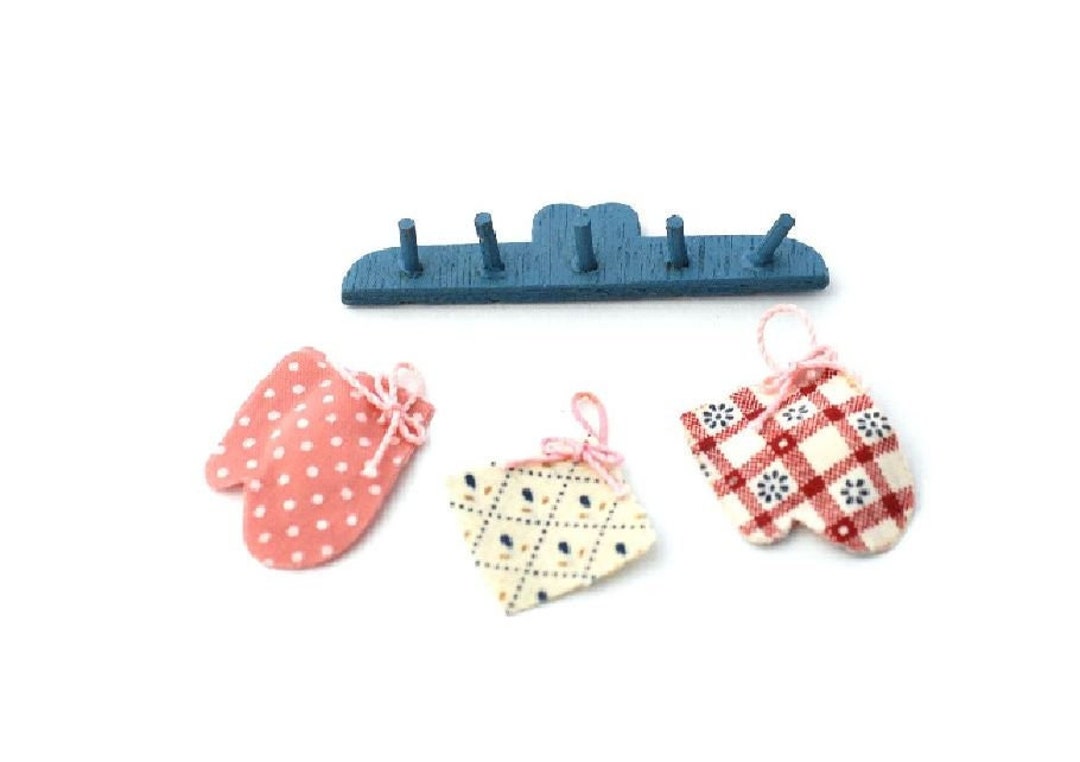 Dollhouse Kitchen Oven Mitts With Hanging Rack, Miniature Blue Rack ...