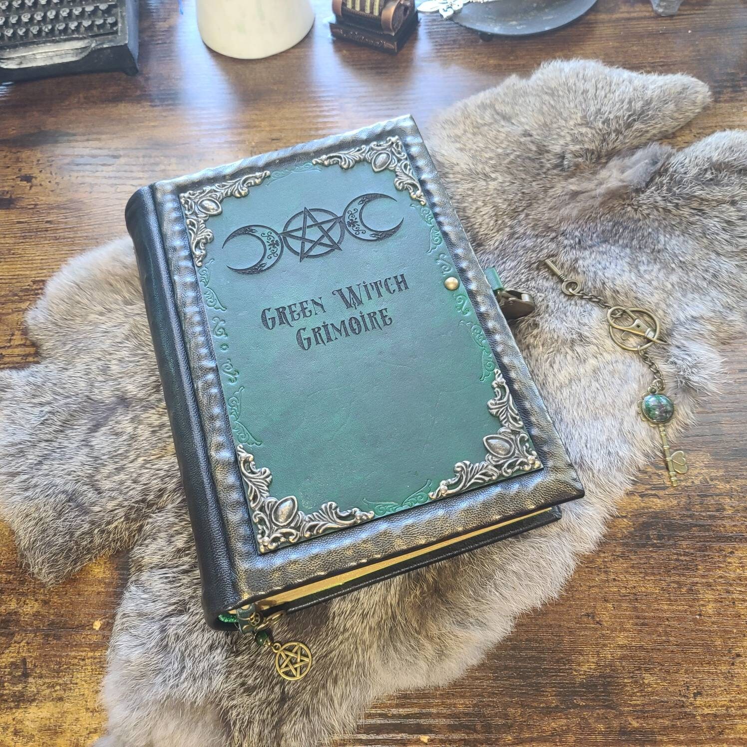 Green Witch Grimoire. Handmade Leather Blank Book of Spells. - Etsy
