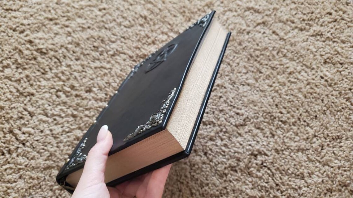 Classic Leather Spellbook Pentagram - Etsy