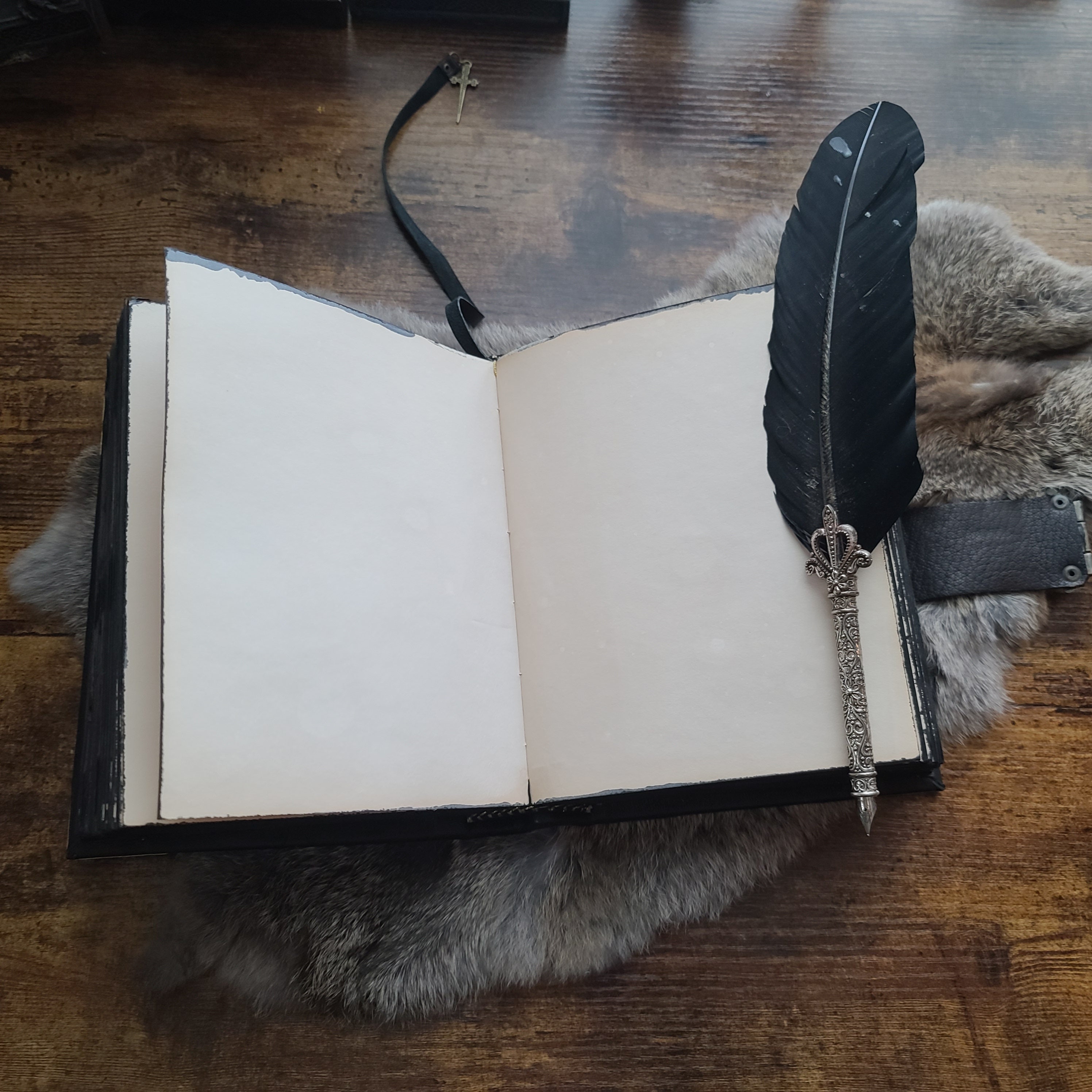 Warlock Diary. Spellbook. Leather. Handmade Book of Shadows - Etsy