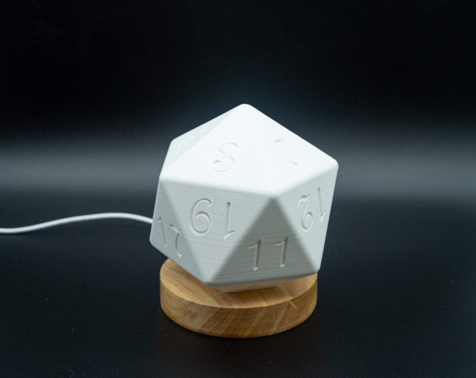 D20 Table Lamp - Etsy