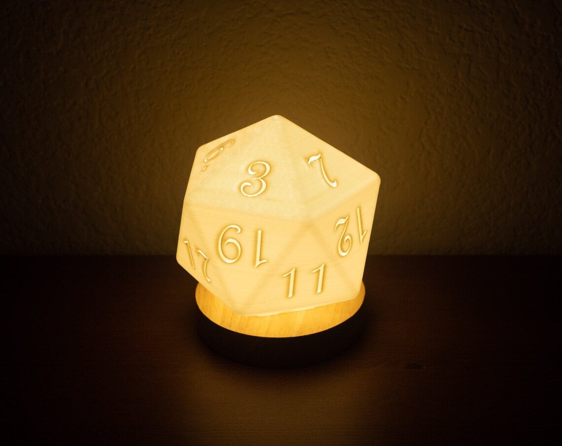 D20 Table Lamp - Etsy