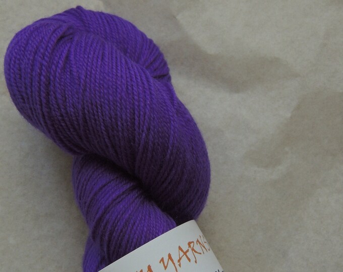 Hand dyed yarns and hand turned wood products by RusstyYarns