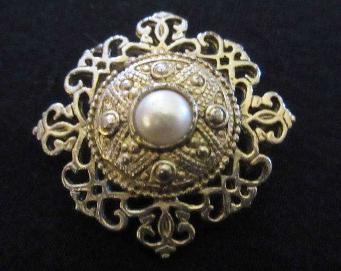 Vintage Filigree Style Brooch With Intricate Detail & Faux - Etsy