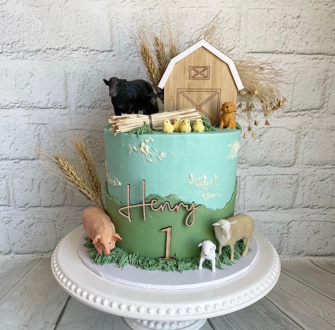 Barn Cake Topper, Farm Yard Theme Topper, 1st Birthday, Wooden Farmyard ...