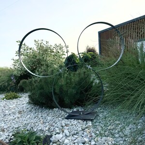 Contemporary Steel Yard Ornament, Garden Metal Decor, Modern Garden ...