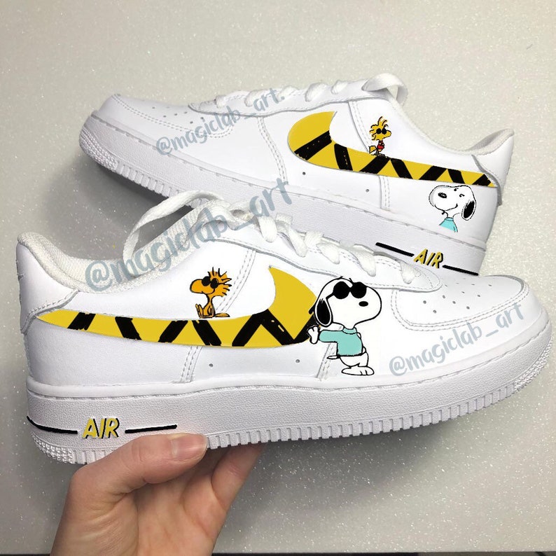 Nike Air Force 1 Custom snoopy Hand Painted - Etsy