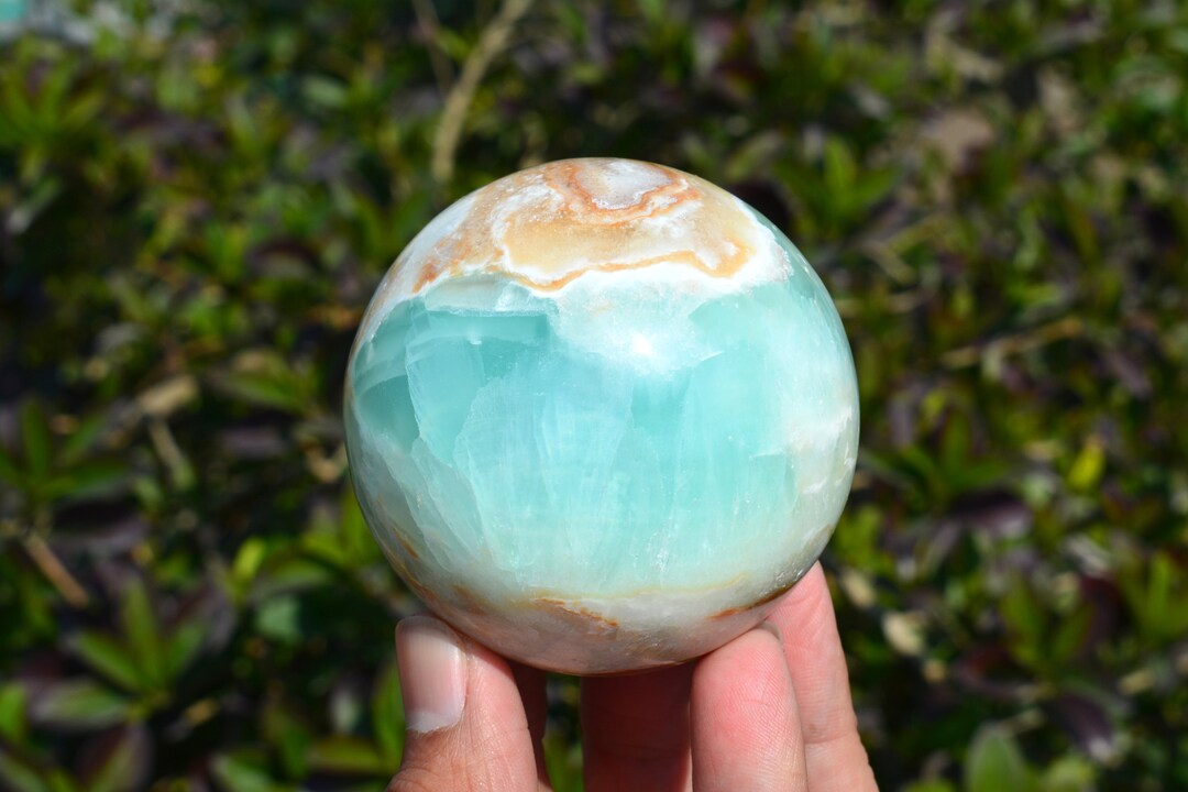 Caribbean Calcite Sphere ~ 561 Grams ~ 7 Cm - Etsy