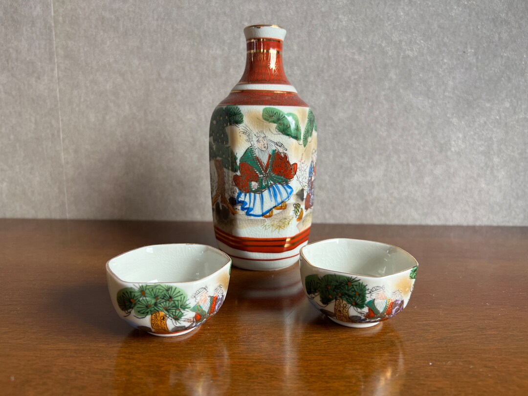 Sake Set, Vintage Marked Kutani China, Hand Painted Porcelain, Japan ...