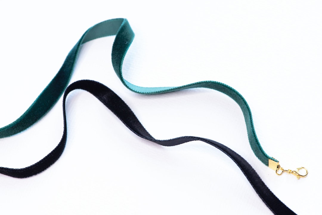 Velvet Choker Set: Black & Green, Adjustable Length - Etsy