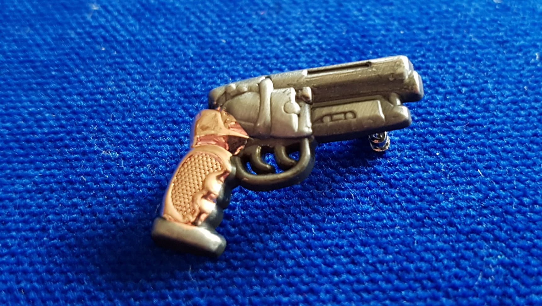 Blade Runner Blaster Pin | Etsy
