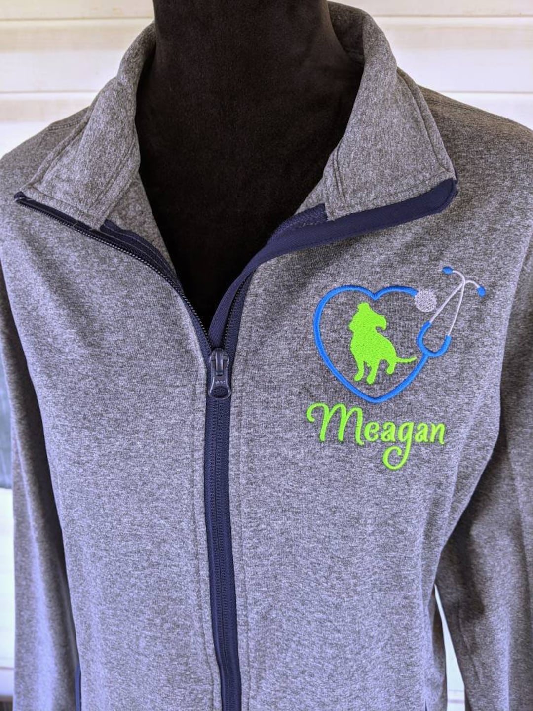 Vet Tech Jacket, Moisture Wicking Vet Jacket, RVT Gift, Vet Assistant ...