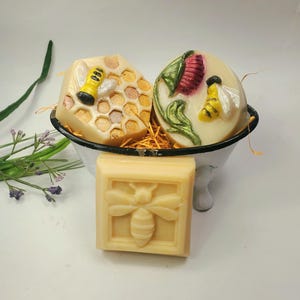 Handmade Bee Soap Set, Charming Bee-themed Bars, Beekeeper Gift - Etsy