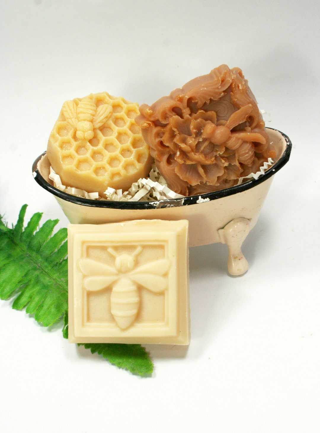 Bee Soap, 3 Bars Bee-themed Soap, Gift for Bee Lover, Beekeeper's Gift ...