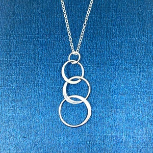 Sterling Silver Three Ring Necklace Pendant, Sterling Silver Eternity ...