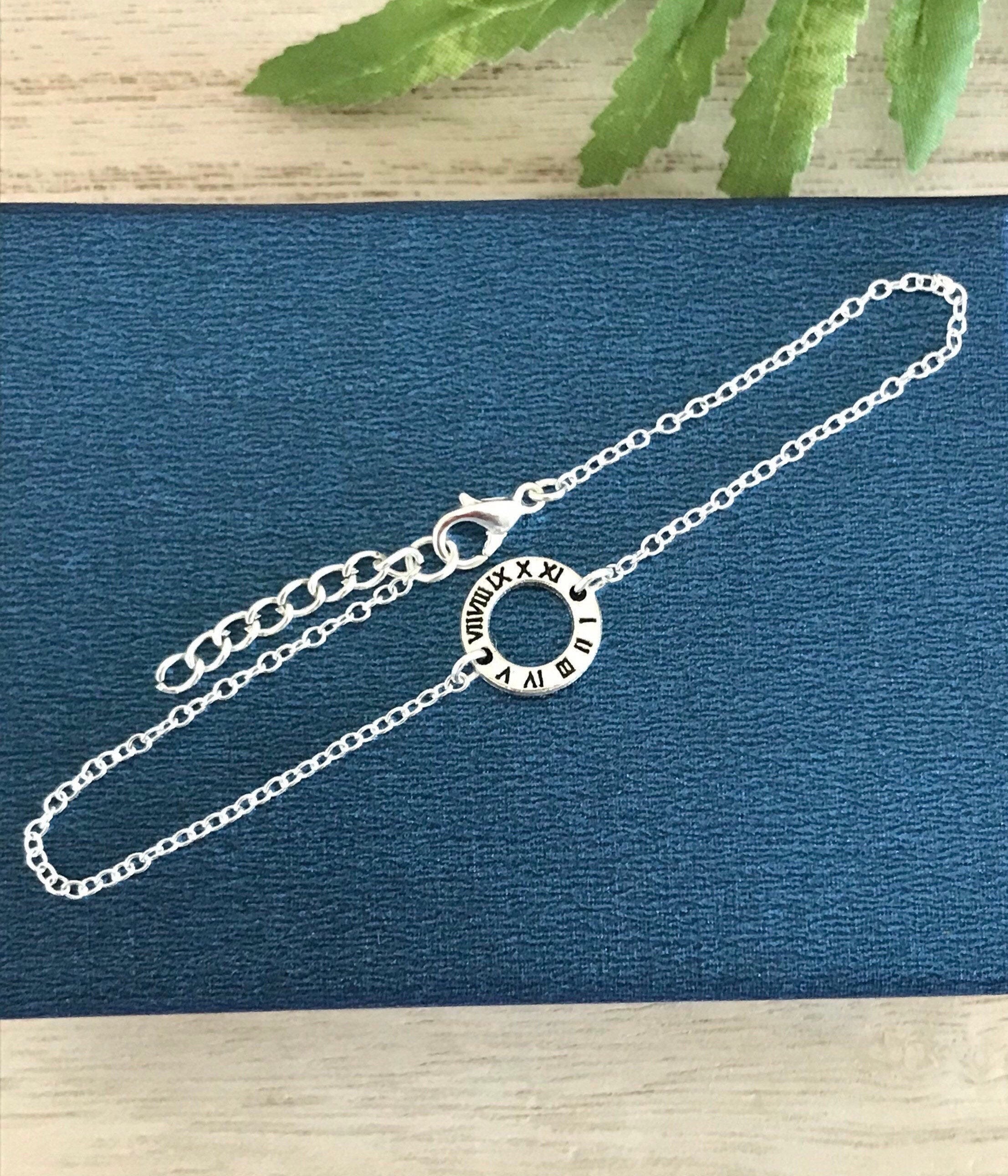 Dainty Roman Numeral Infinity Bracelet Roman Numeral Jewelry - Etsy UK