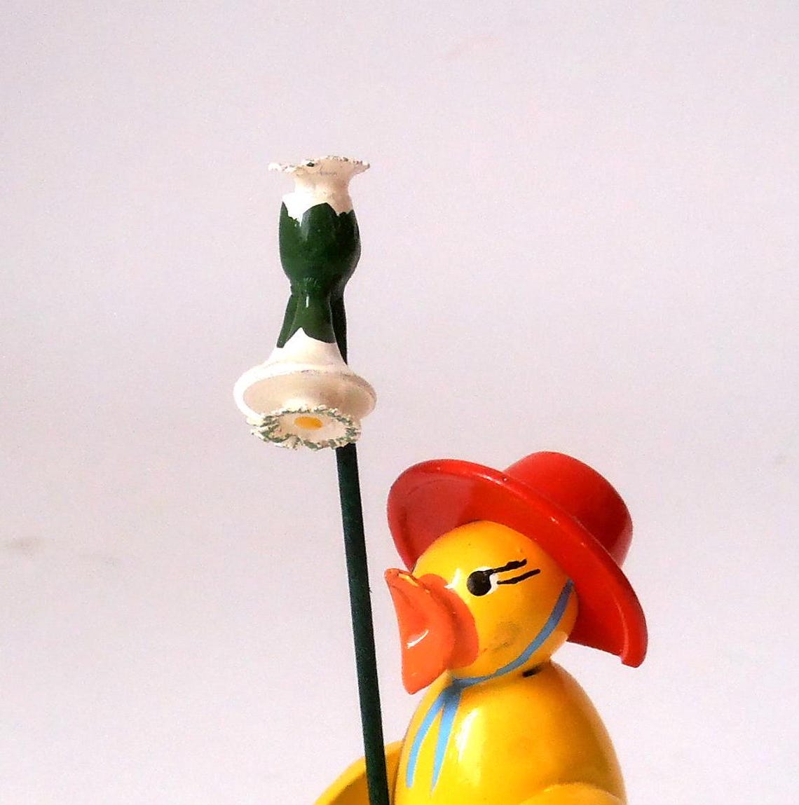 Vntage Wooden Ore Mountain Figurine Flower Dugs 90s, Vintage ...