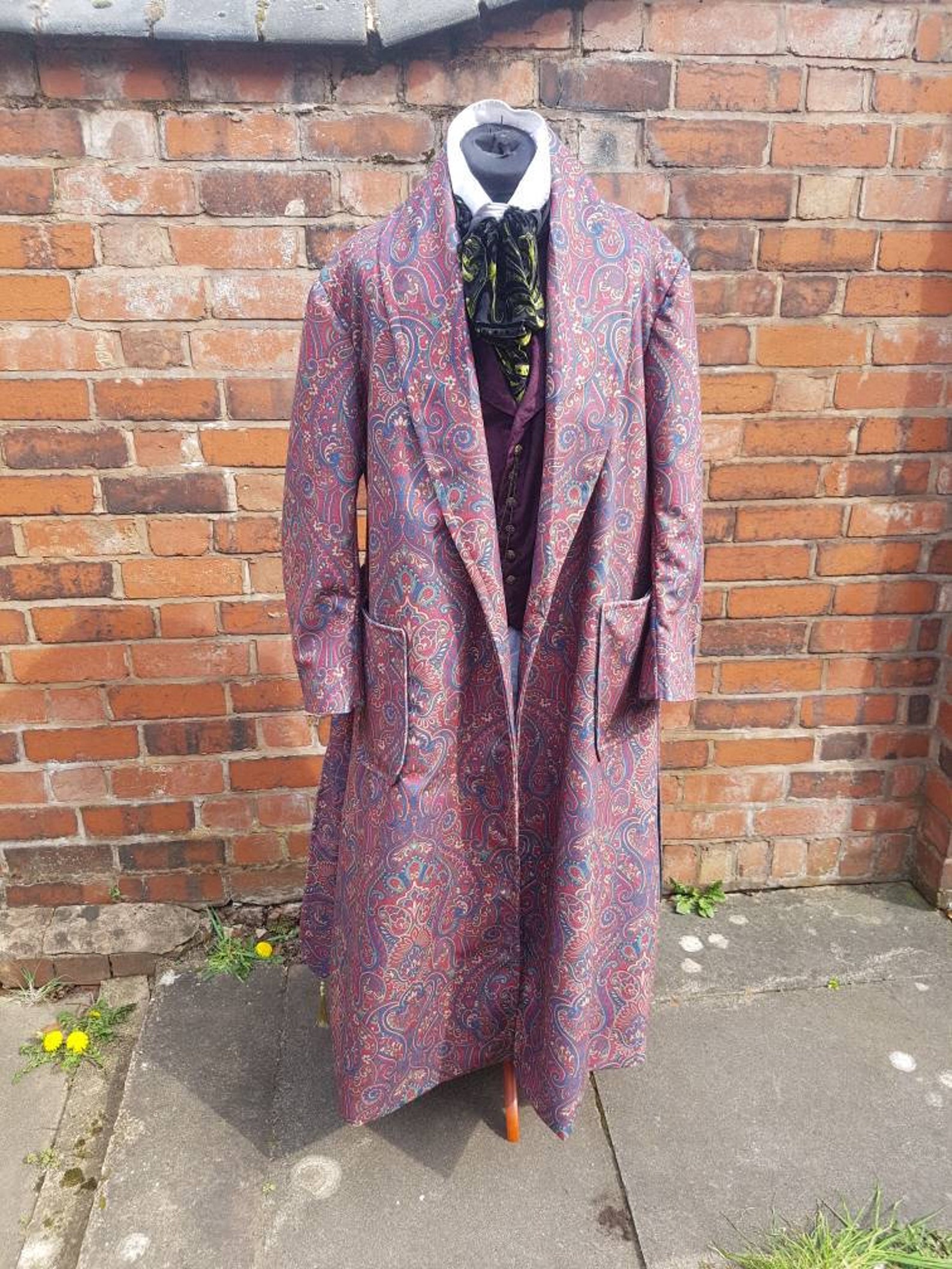 Victorian Sherlock Holmes style velvet paisley dressing gown | Etsy