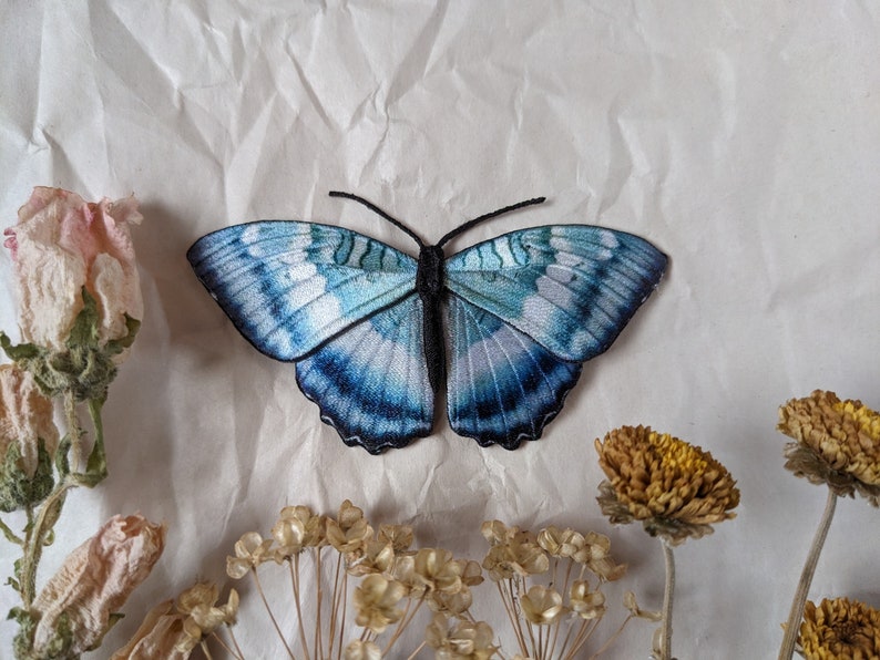 Iridescent Realistic Butterfly Embroidery Applique / High Quality Iron ...