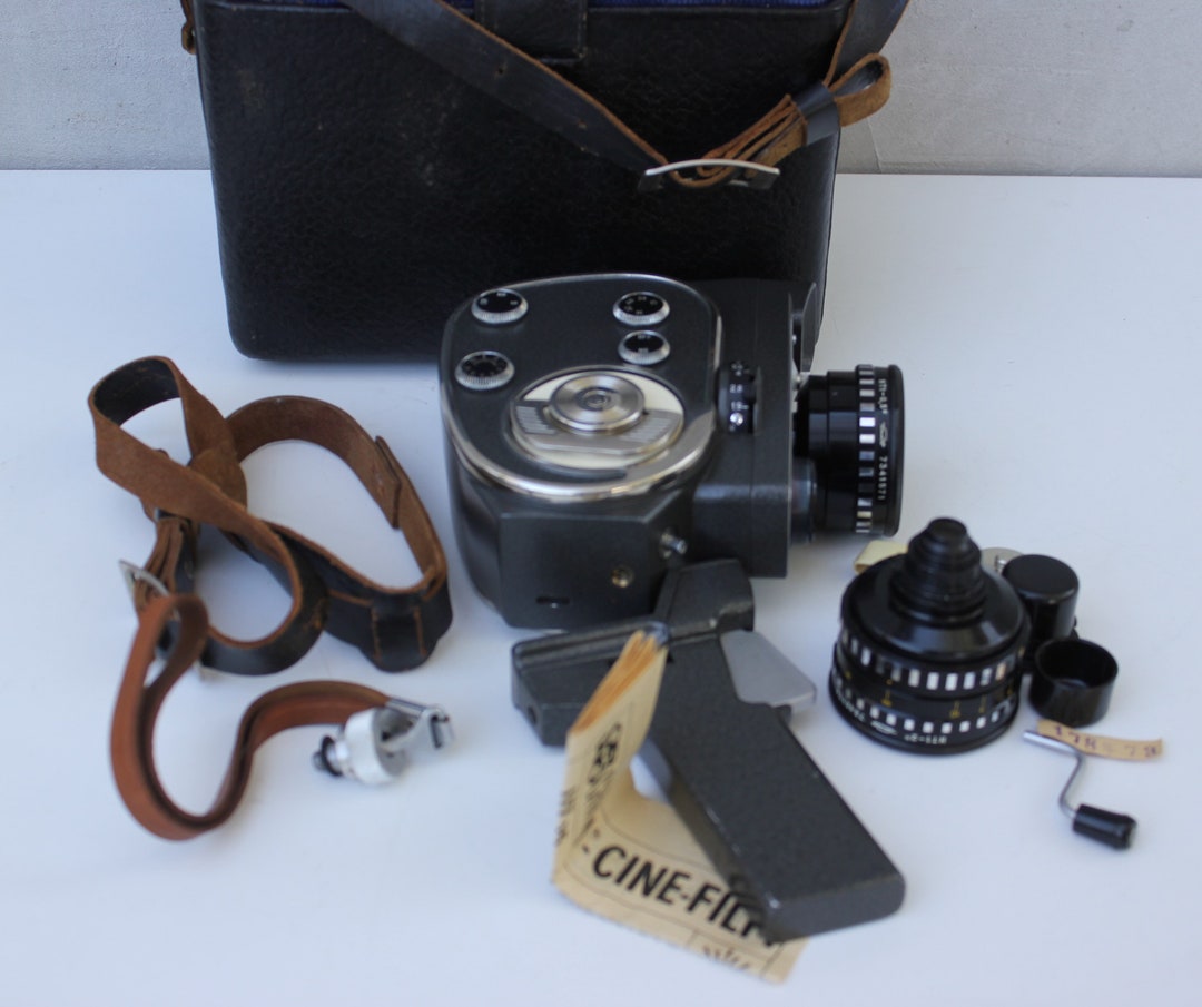 Vintage Soviet Quartz 2M 35mm Film Camera, Retro LOMO Photography ...