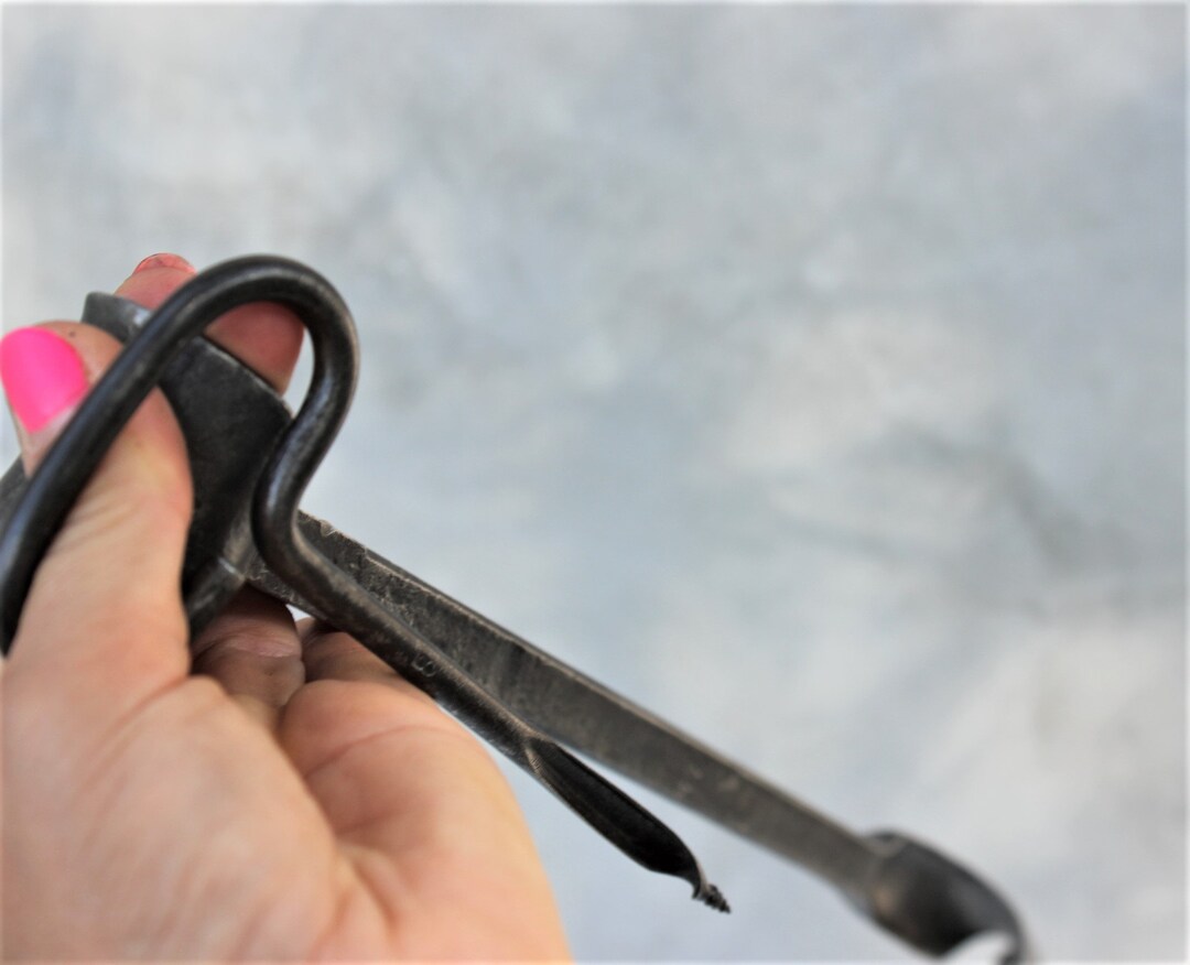 Two Vintage Primitive Hand Drill Bits Collectible Tools N8 and N24 - Etsy