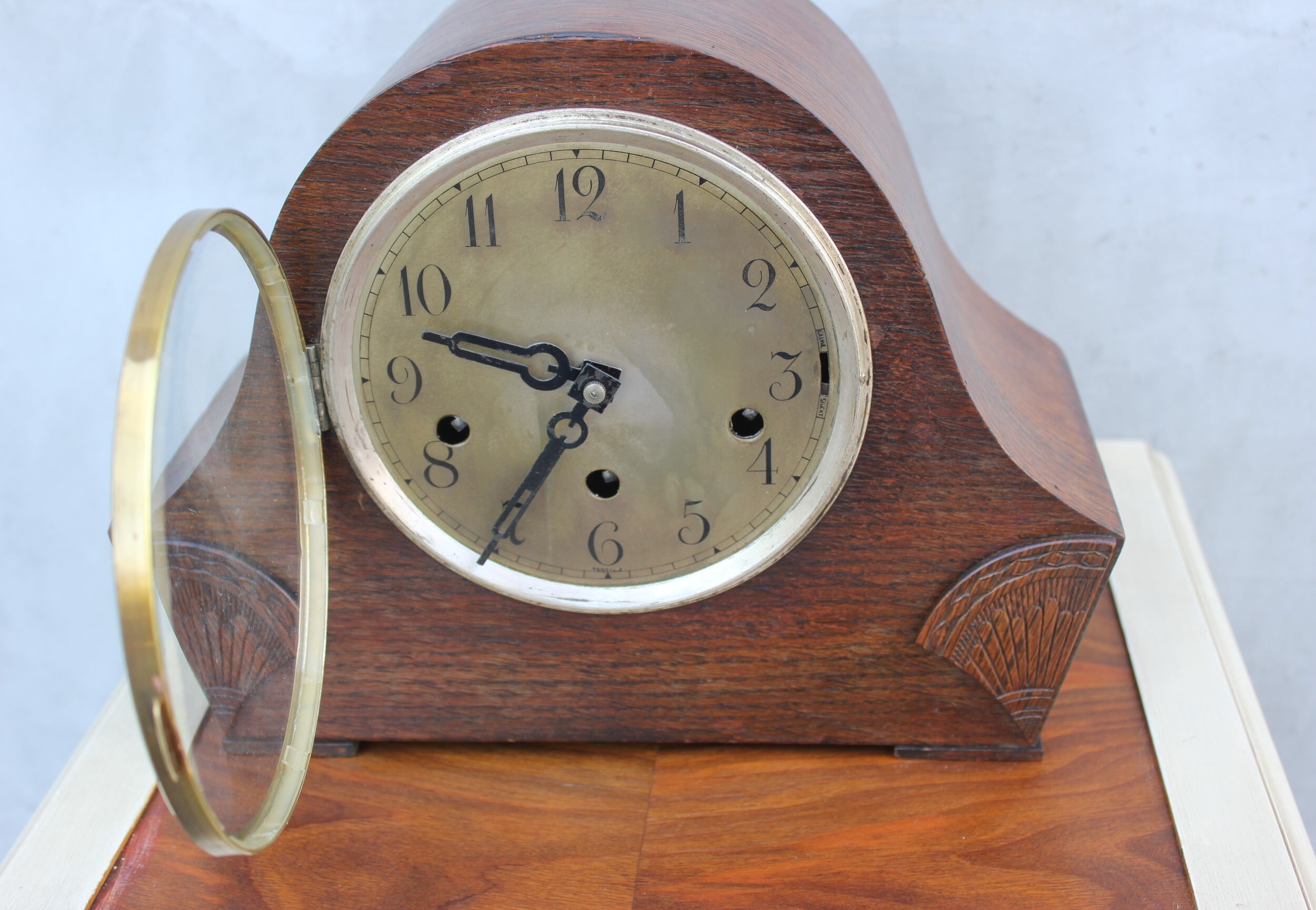 Vintage Wooden Mantle Clock Mechanical Wind up Clock a - Etsy UK