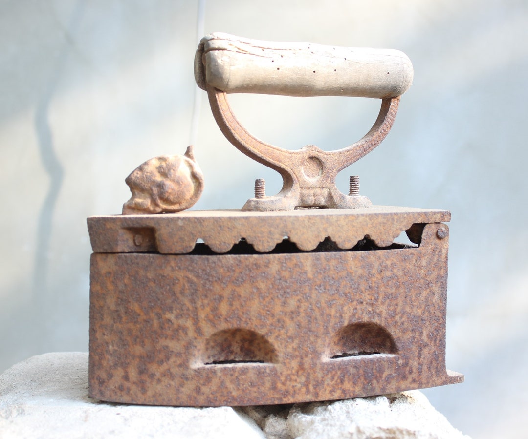 Antique Iron Vintage Primitive Iron Cast Heavy Iron Clothes 19 Century ...