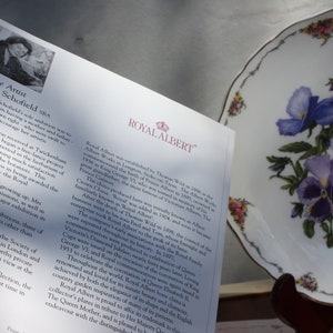 Pansies Royal Albert Plate by Sara Anne Schofield Flowers From the ...