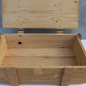 Vintage Wooden Primitive Storage Box Container With Leather Hinges Man ...