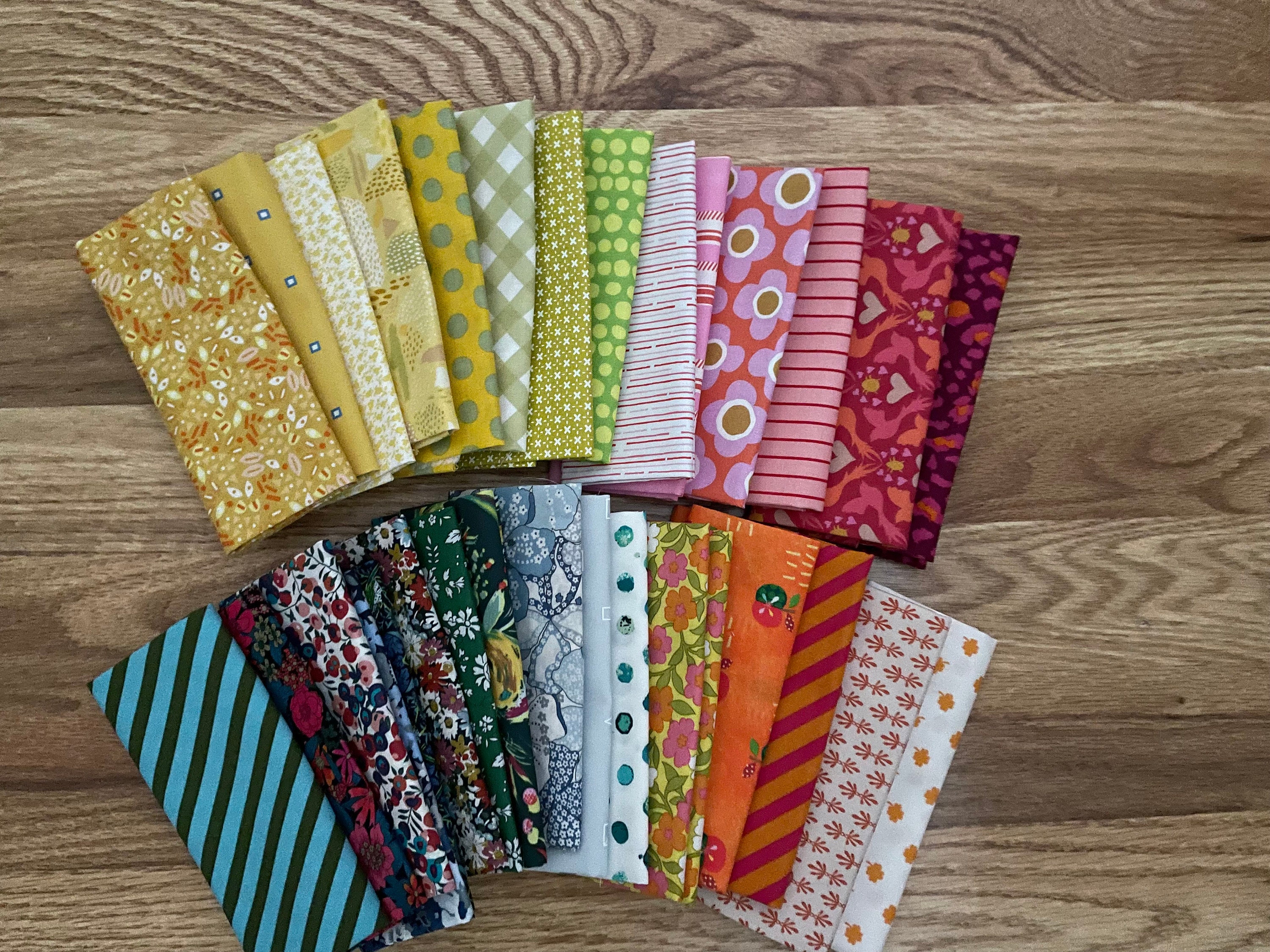Fat Eighth Bundle of Assorted Fabrics - 30 Pieces - Etsy