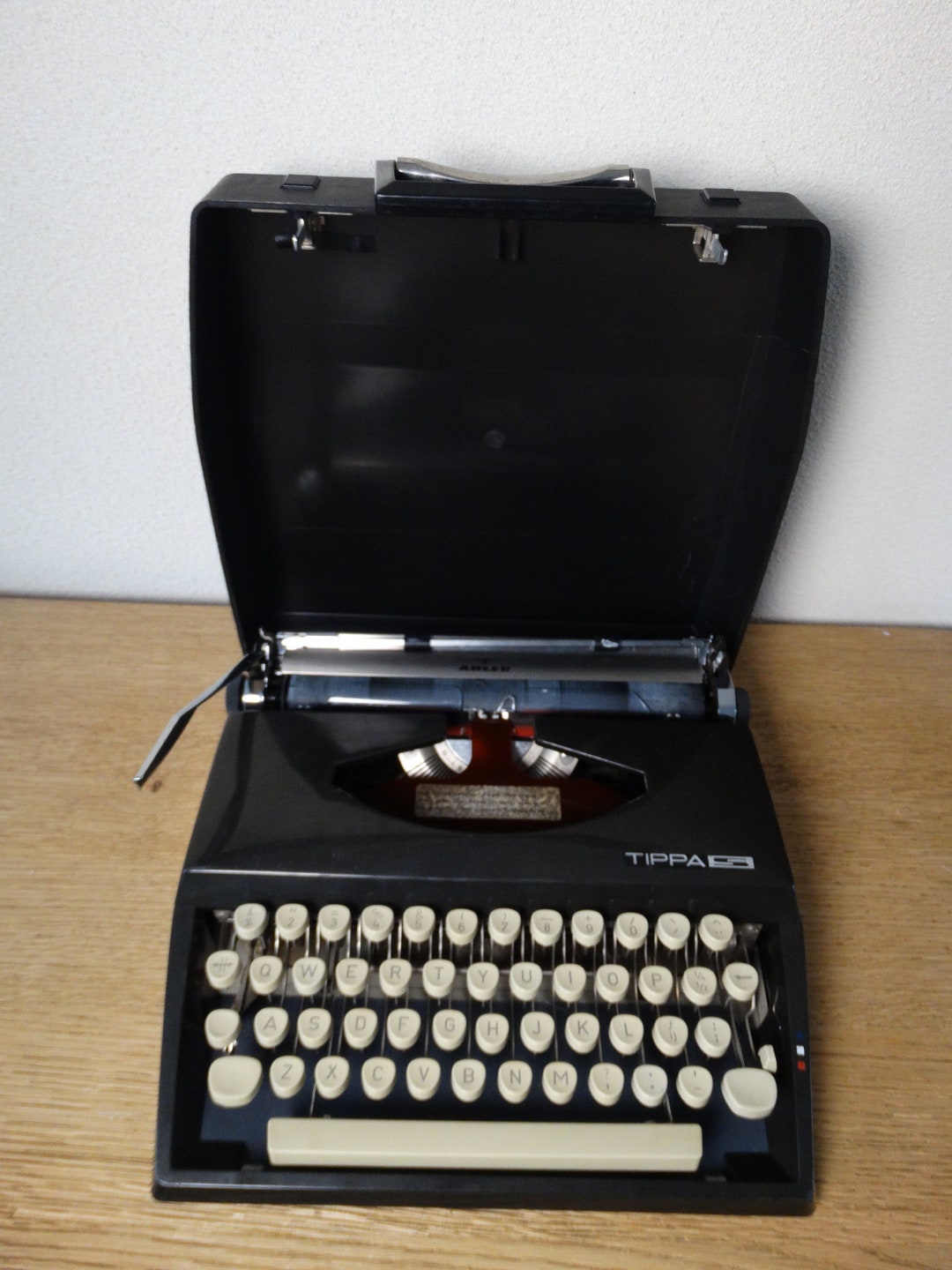 Lebber Vintage® - Vintage Adler Tippa QWERTY Typewriter Typewriter ...