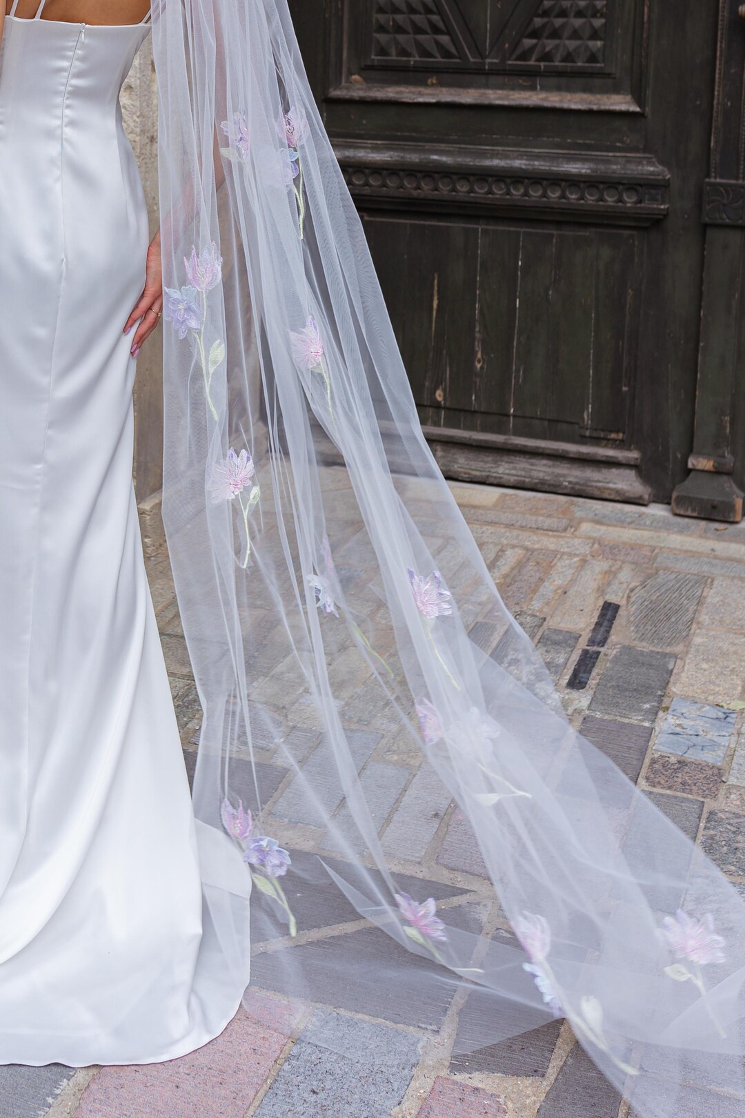 Colorful Veil / Colorful Flowers Detail Veil / Ivory Tulle Veil With ...