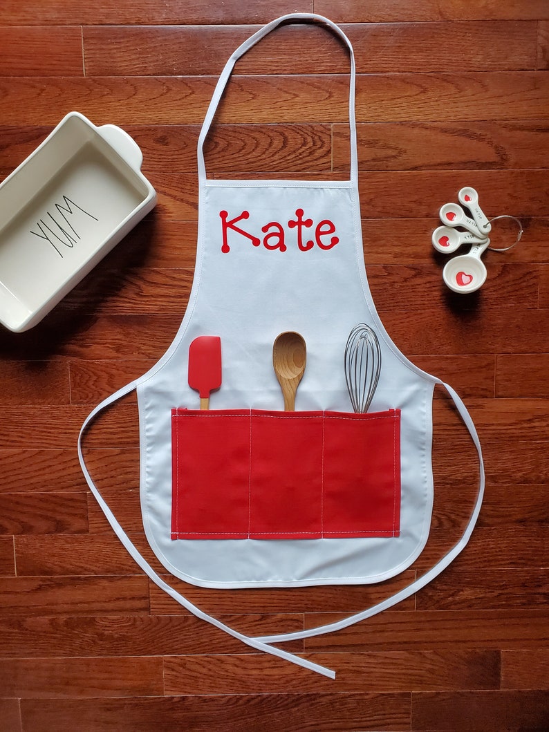 Personalized Kids Apron in Valentine Red Valentine apron | Etsy