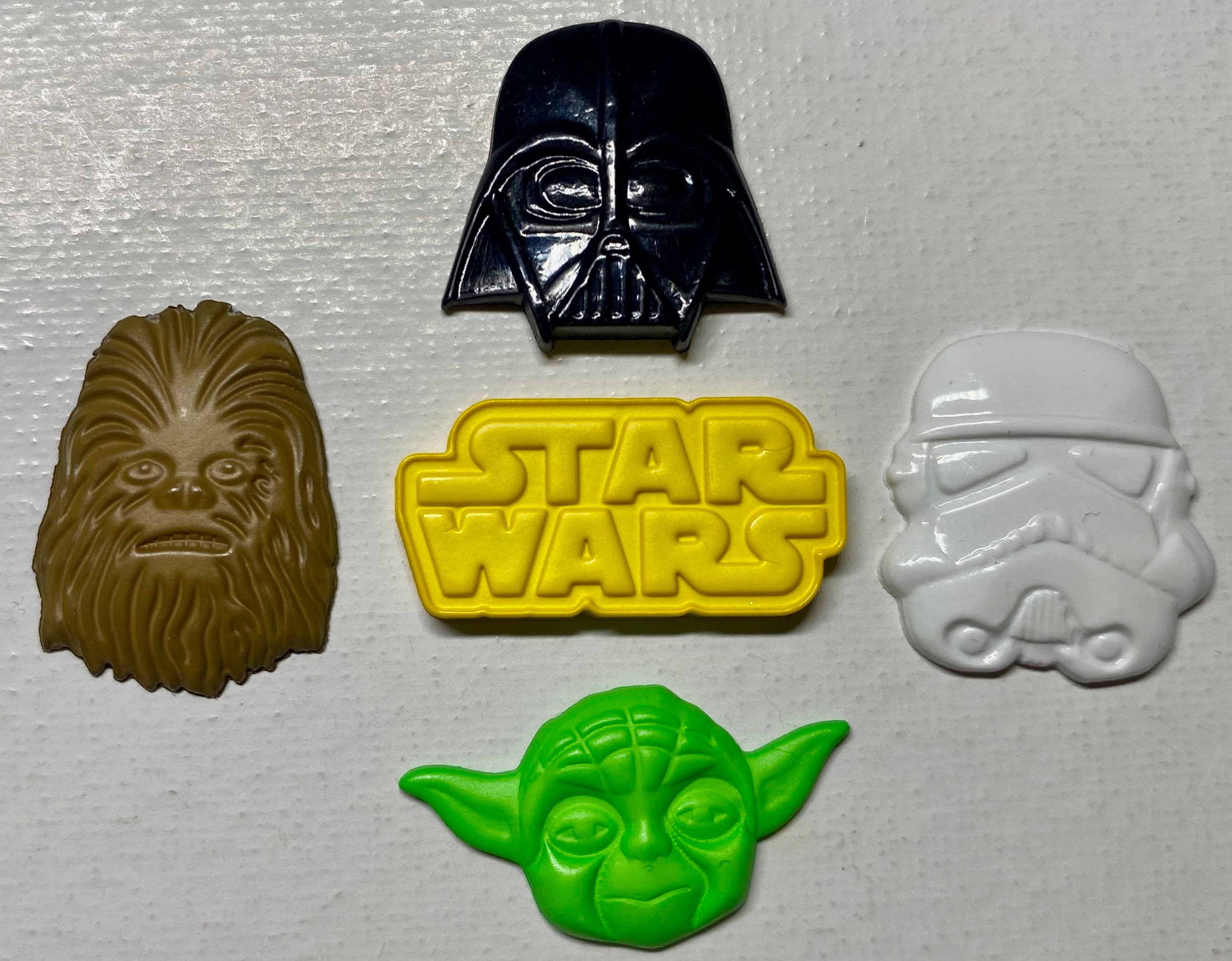 5 High Quality Star Wars Novelty Buttons, Choose Chewbacca ...