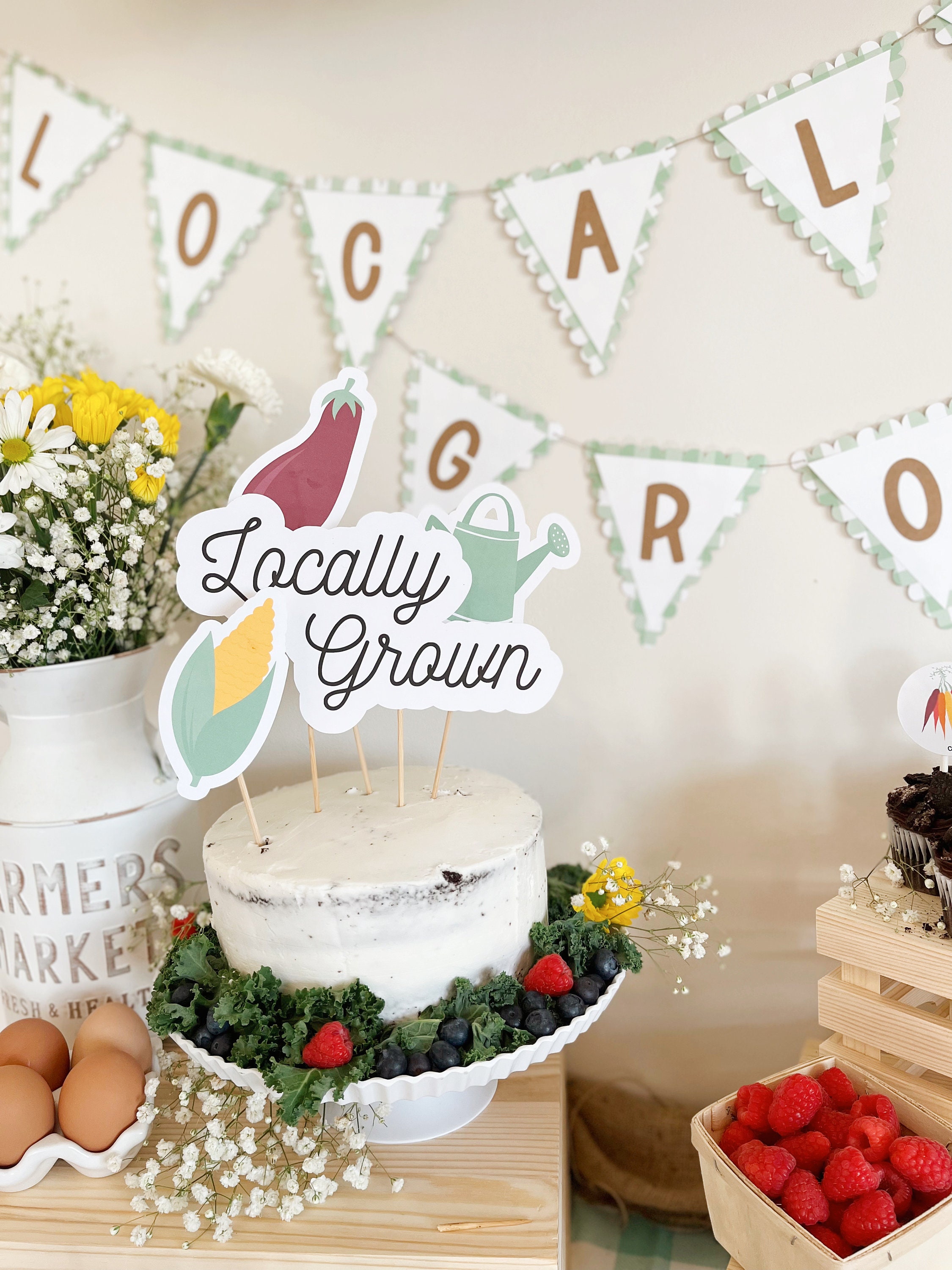 Farm Cake Topper | Farm Birthday Decor | Barn Cake | Barnyard Cake ...