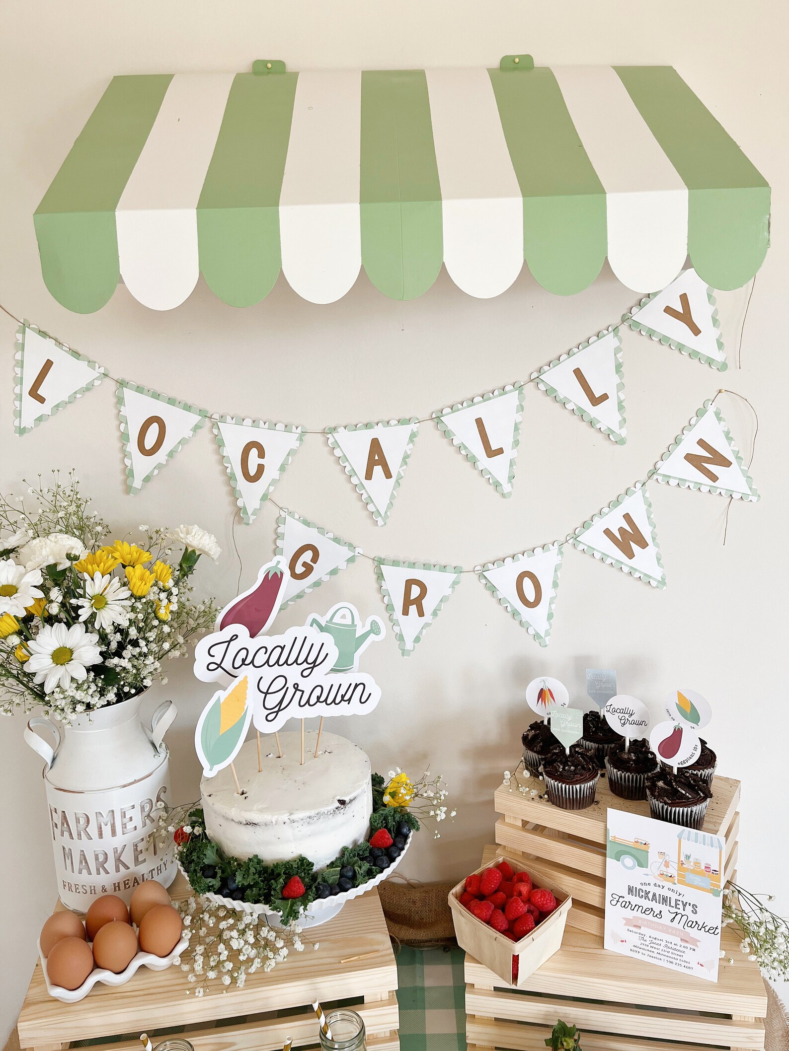 Farm Cake Topper | Farm Birthday Decor | Barn Cake | Barnyard Cake ...